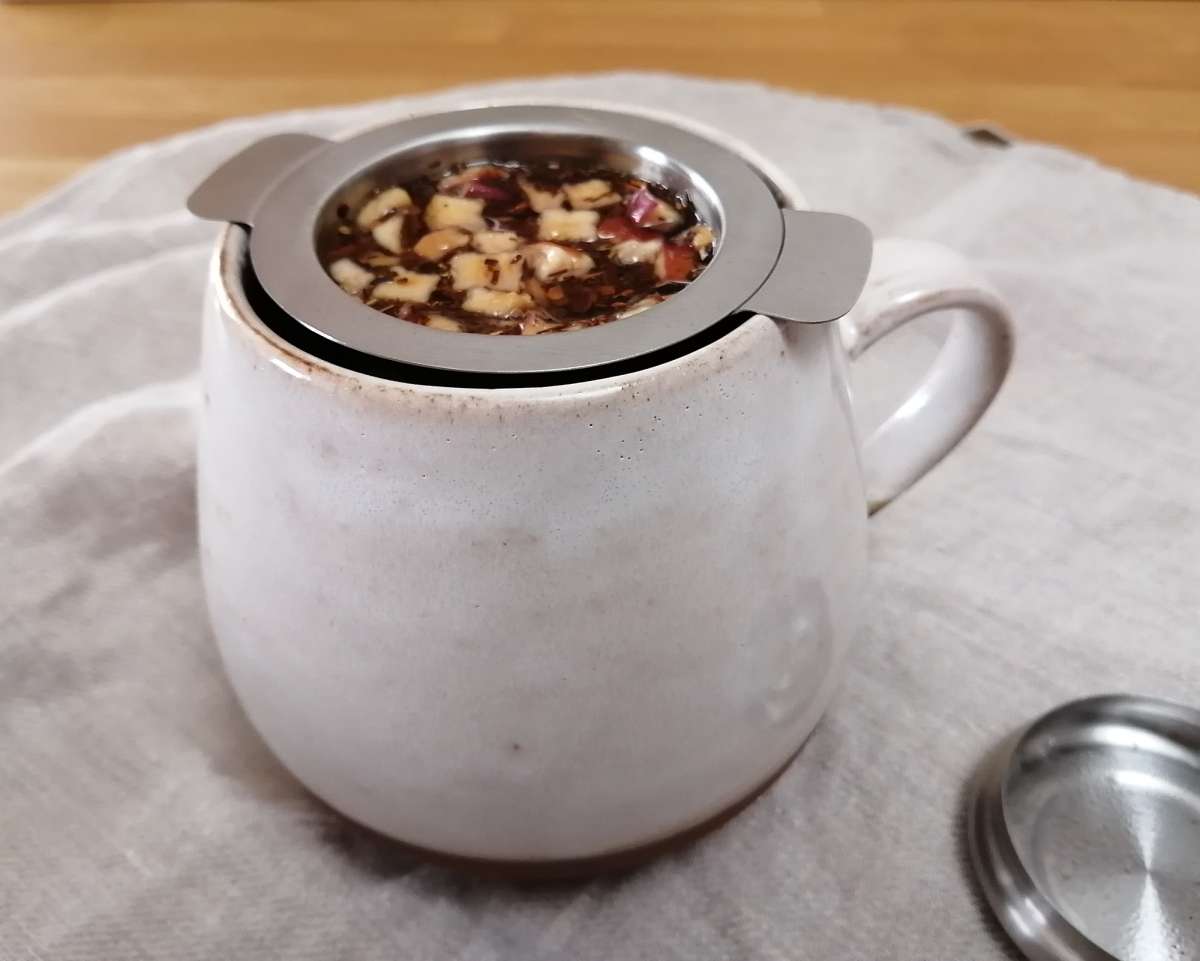 Teesieb aus Edelstahl – Teesieb mit Deckel | Töpferei am Wald