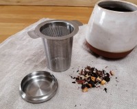 Teesieb aus Edelstahl – Teesieb mit Deckel | Töpferei am Wald